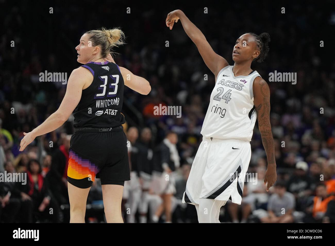 Las Vegas Aces guard Jewell Loyd (24) against the Phoenix Mercury ...