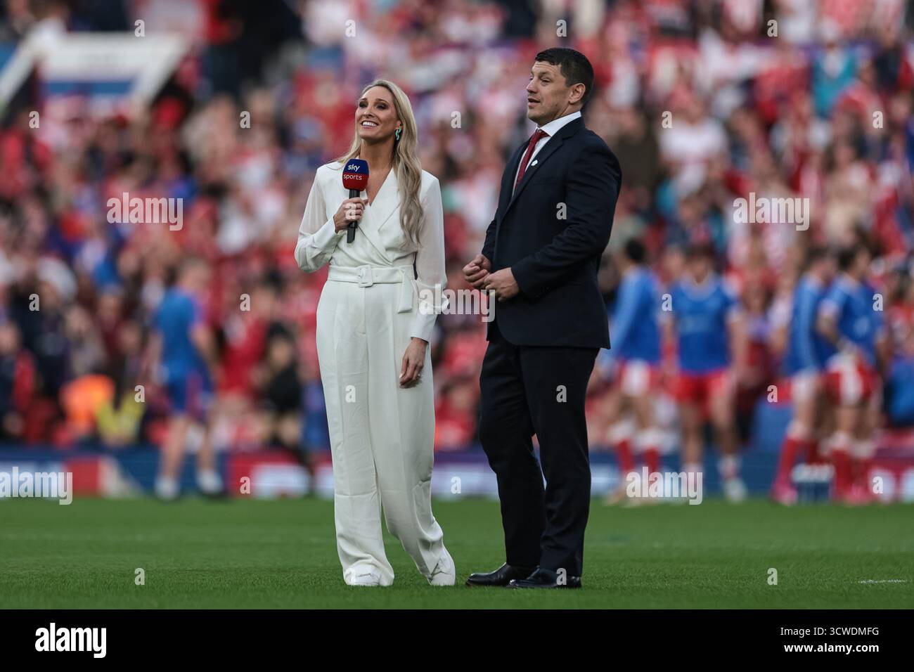 Jenna Brooks of Sky Sports interviews Matt Peet Head Coach of Wigan ...