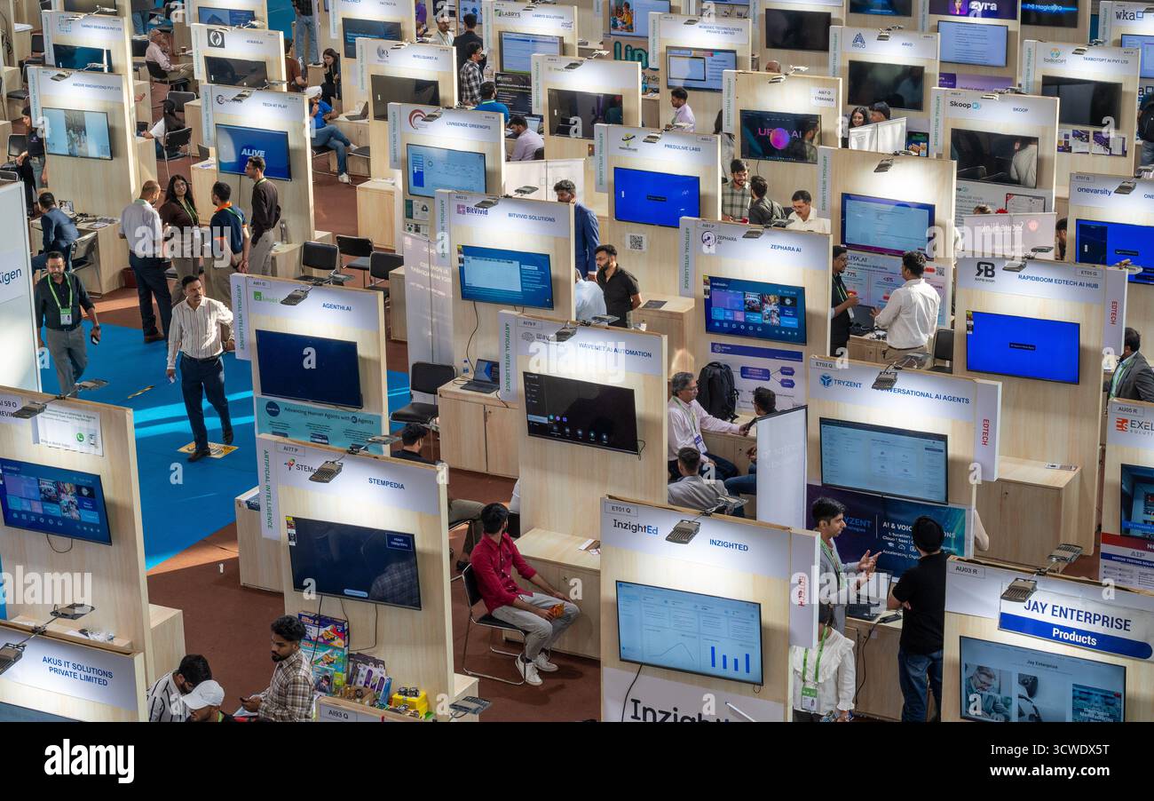 Indian startup pods hi-res stock photography and images - Alamy