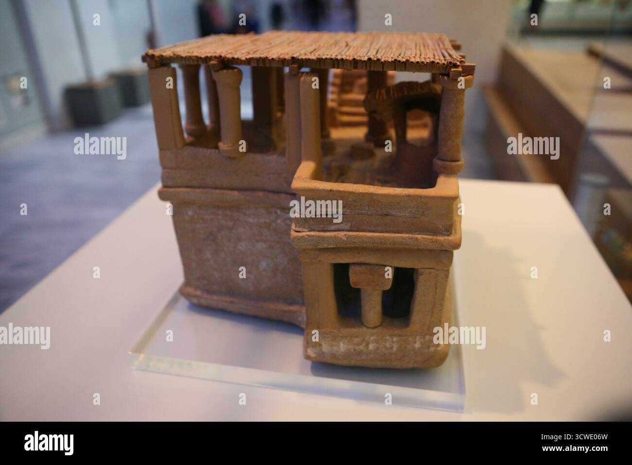 Clay house model from Archanes Dated 1700 BC. Monoan architecture ...