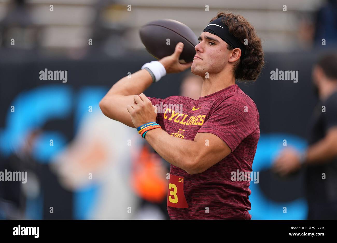 Iowa State quarterback Rocco Becht warms up before an NCAA college ...
