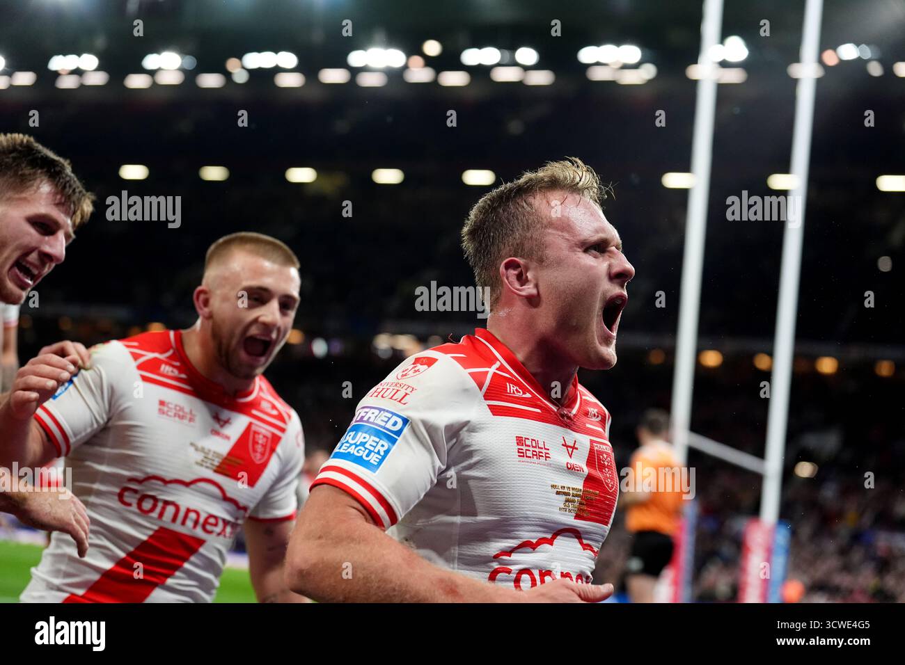 Hull KR's Jez Litten celebrates after scoring a try during the Betfred ...