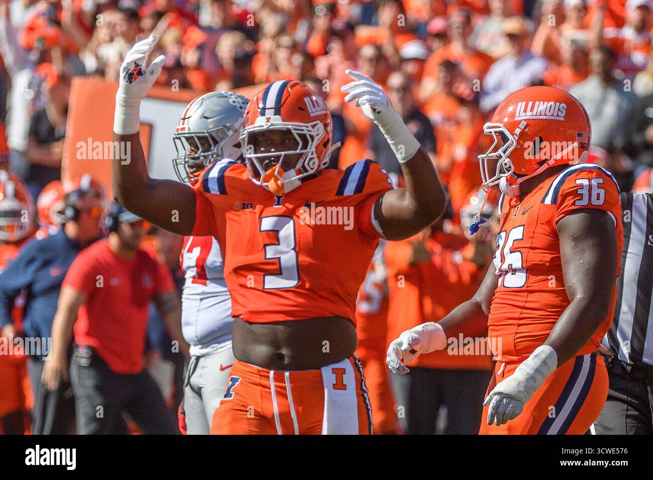 Illinois running back Kaden Feagin (3) reacts during the first half of ...