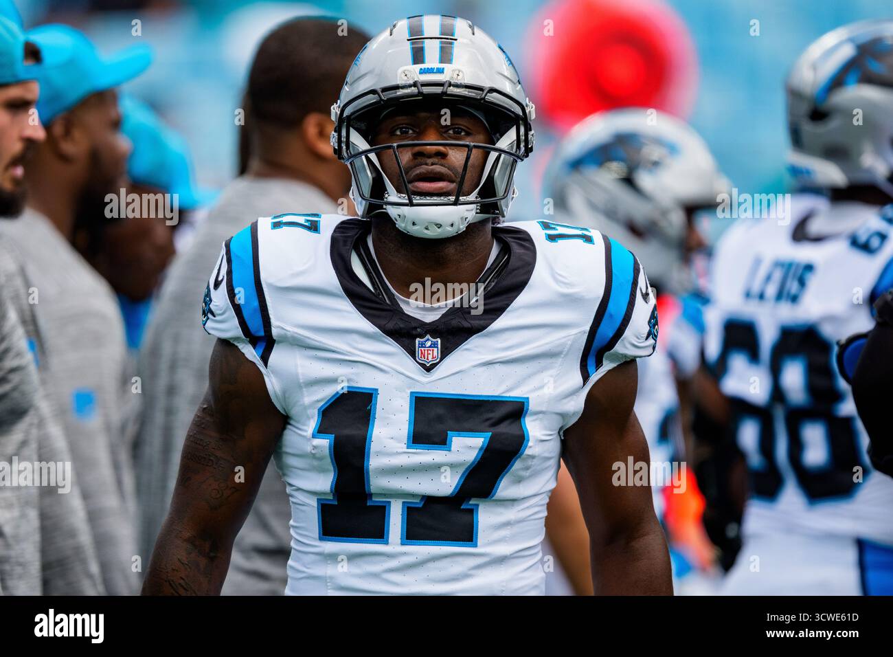 Carolina Panthers wide receiver Xavier Legette (17) warms up during an ...