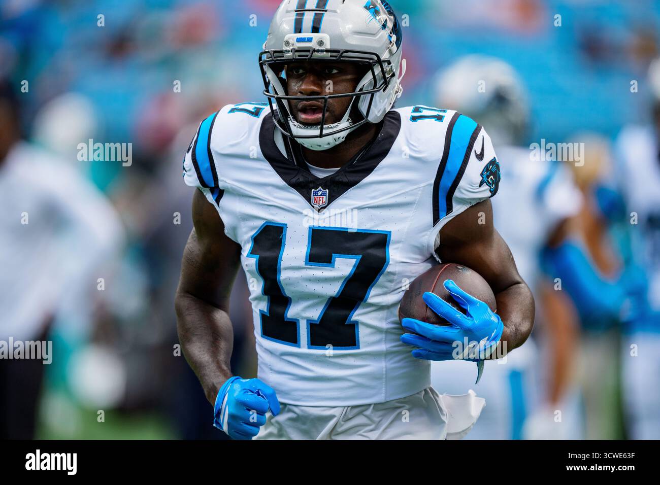 Carolina Panthers wide receiver Xavier Legette (17) warms up during an ...