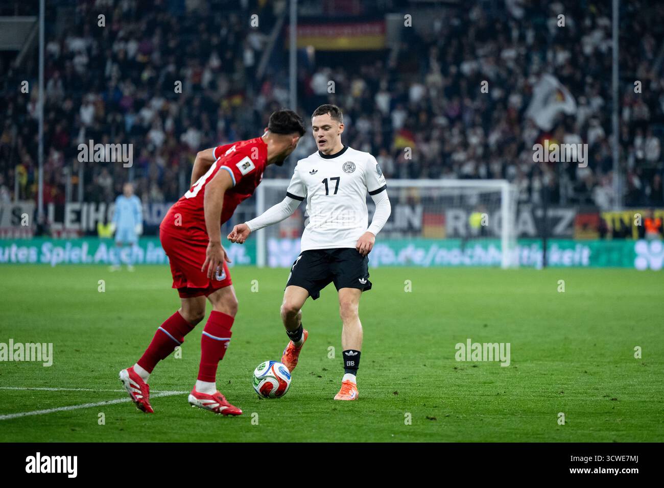 Florian Wirtz (Deutschland, #17) am Ball, GER, Deutschland vs ...