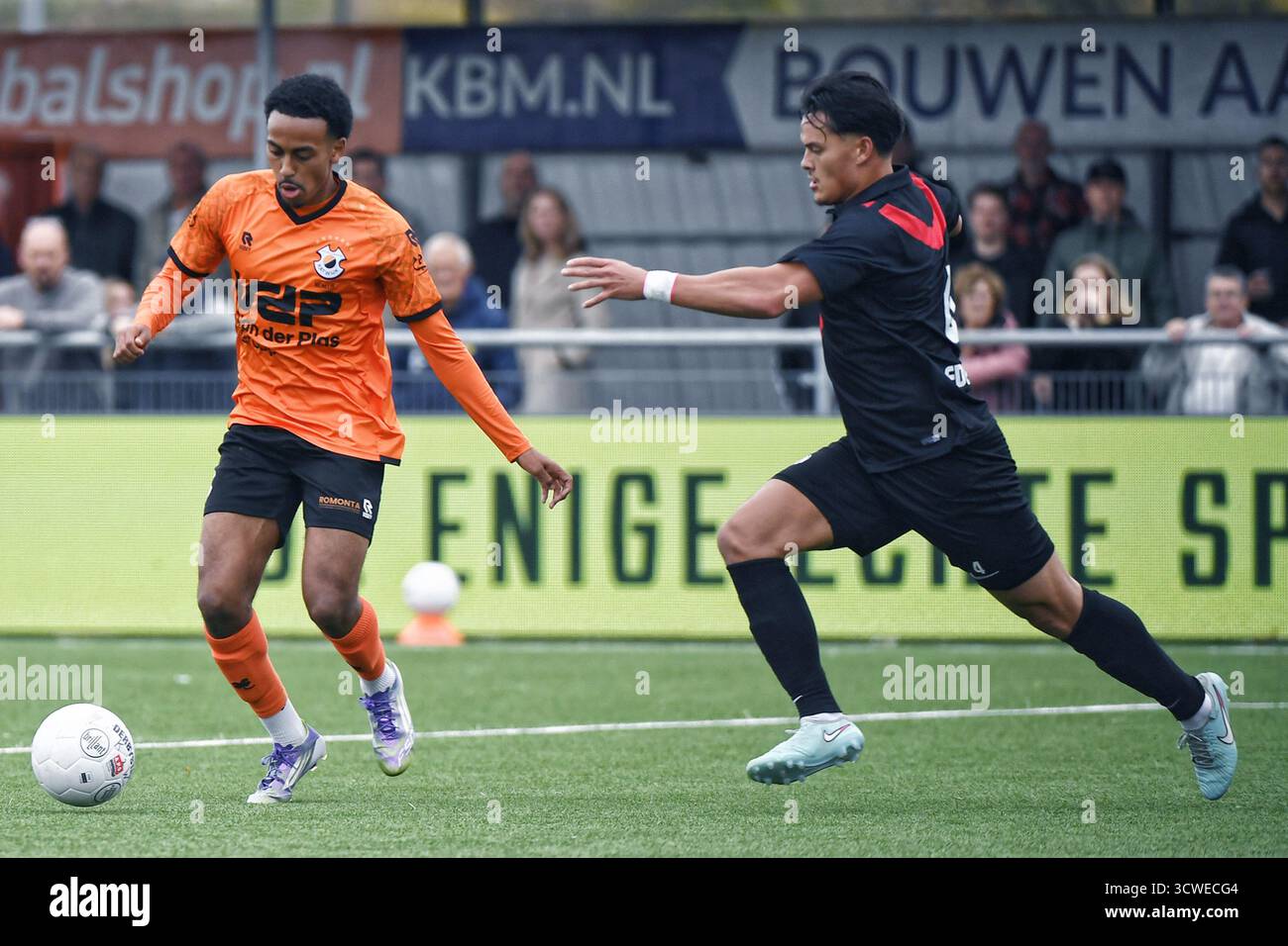 KATWIJK, 11-10-2025, Sportpark de Krom, season 2025 / 2026 , Dutch ...