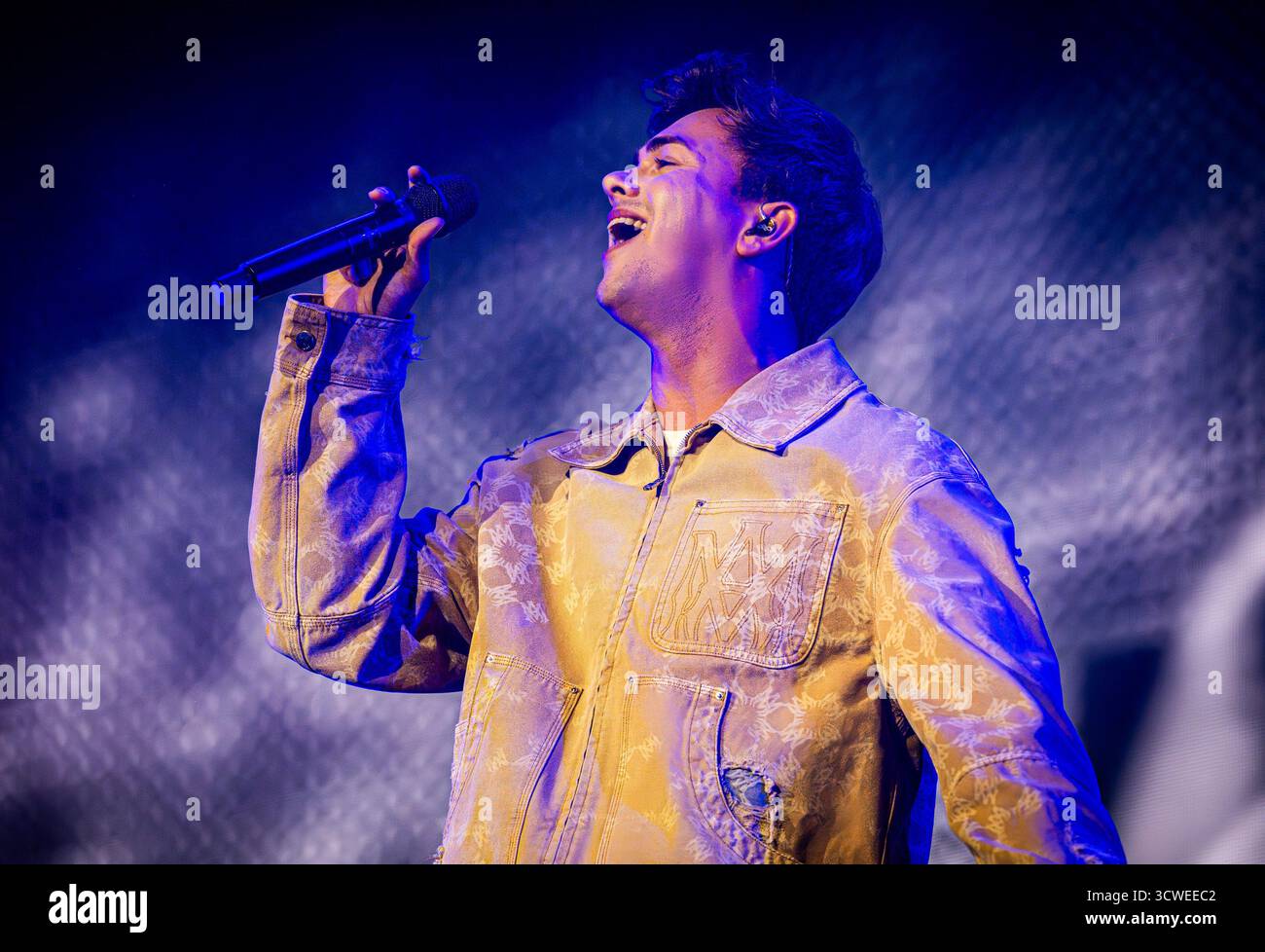 ROTTERDAM - Singer Flemming performing at Rotterdam Ahoy. It's his ...