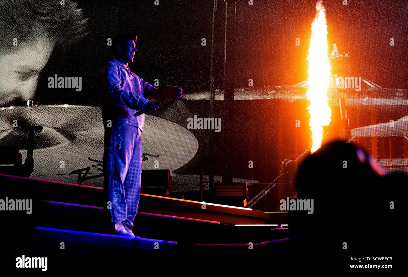 ROTTERDAM - Singer Flemming performing at Rotterdam Ahoy. It's his ...