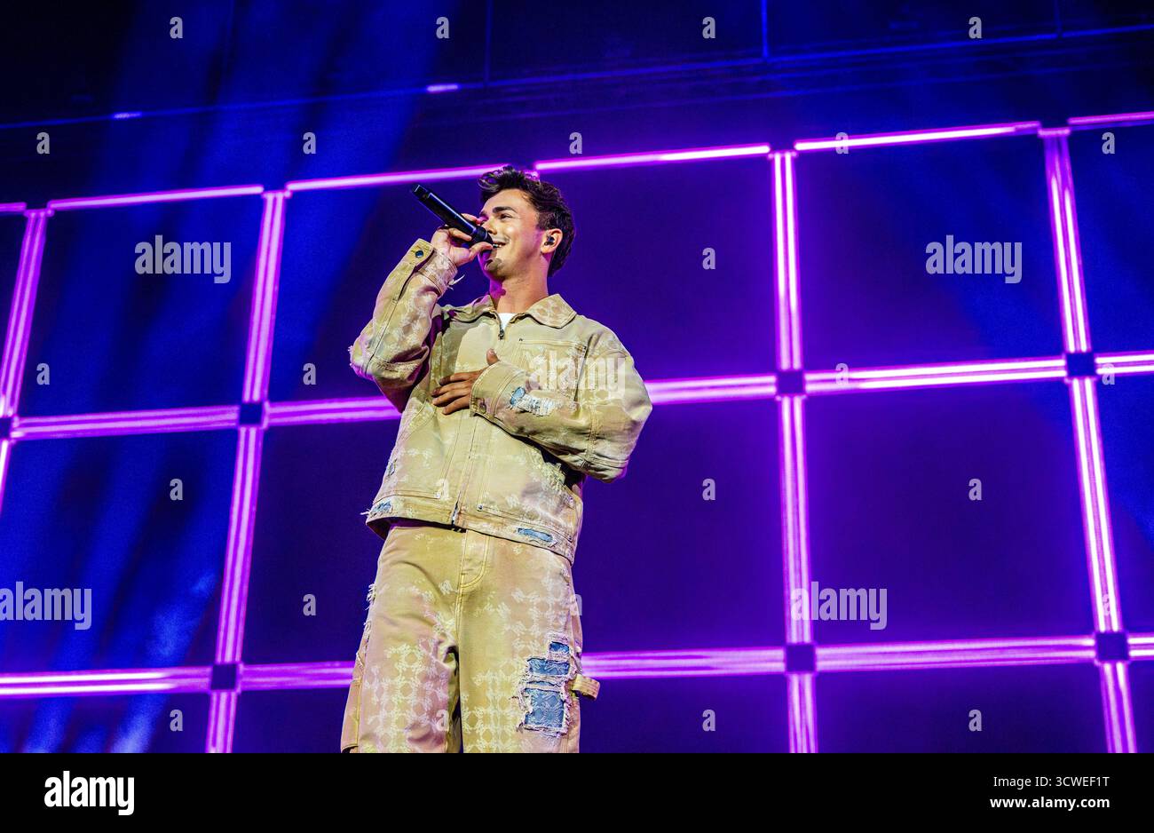 ROTTERDAM - Singer Flemming performing at Rotterdam Ahoy. It's his ...