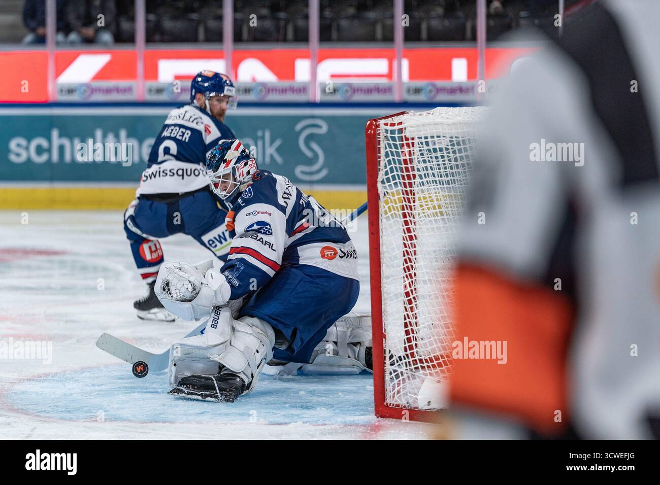11/10/2025, Zurich, Swiss Life Arena, NL: ZSC Lions - HC Ambri-Piotta ...