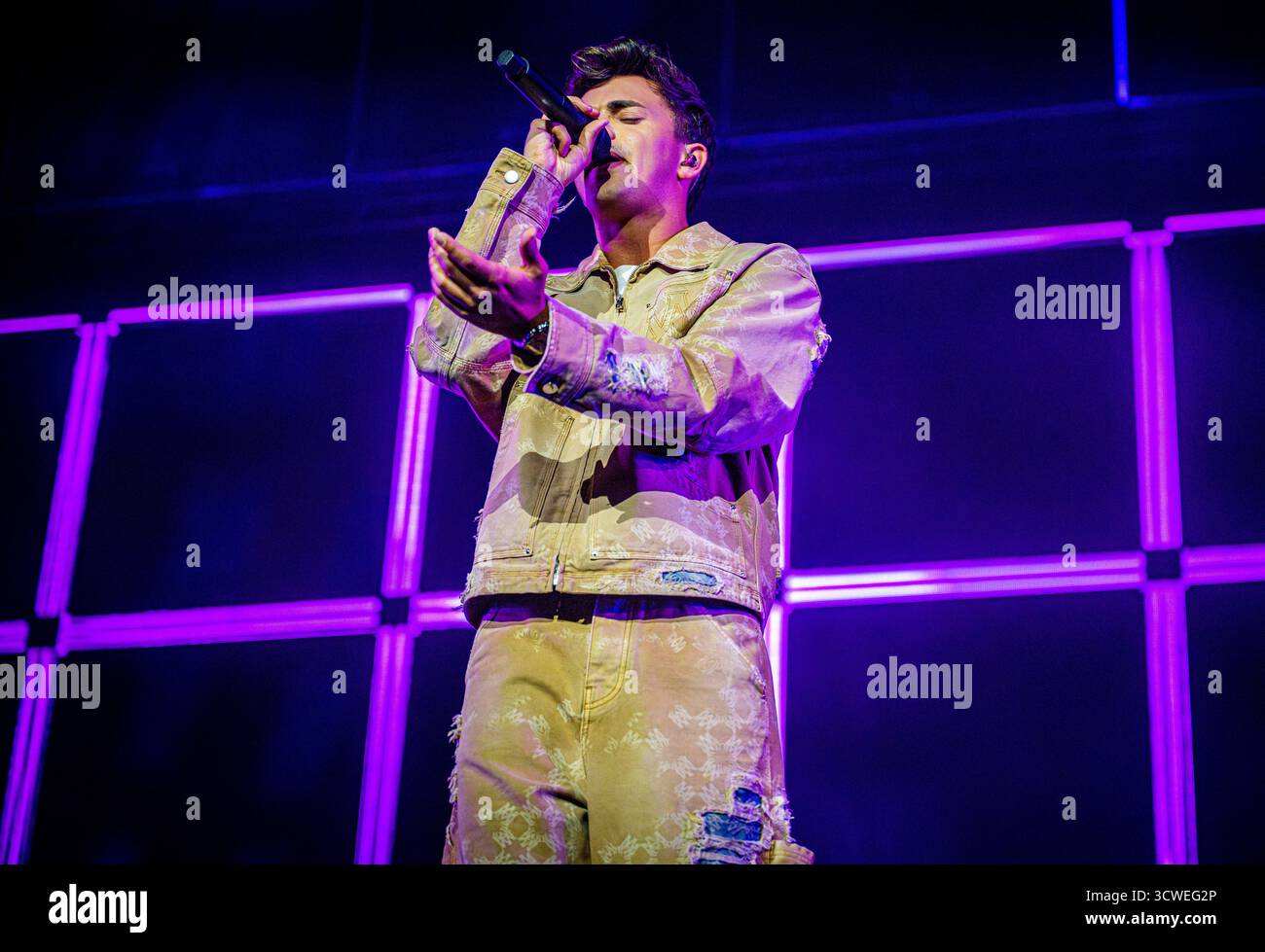 ROTTERDAM - Singer Flemming performing at Rotterdam Ahoy. It's his ...
