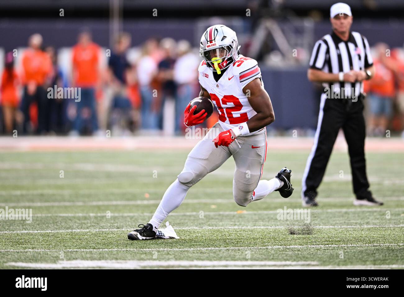 CHAMPAIGN, IL - OCTOBER 11: Ohio State Buckeyes RB Isaiah West (32 ...