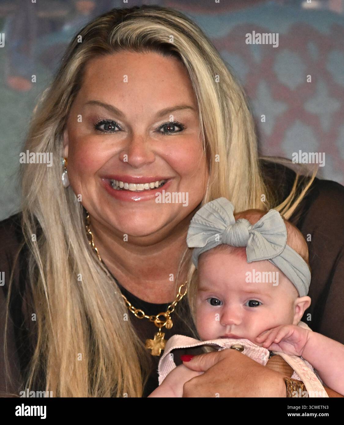Elizabeth boland hi-res stock photography and images - Alamy