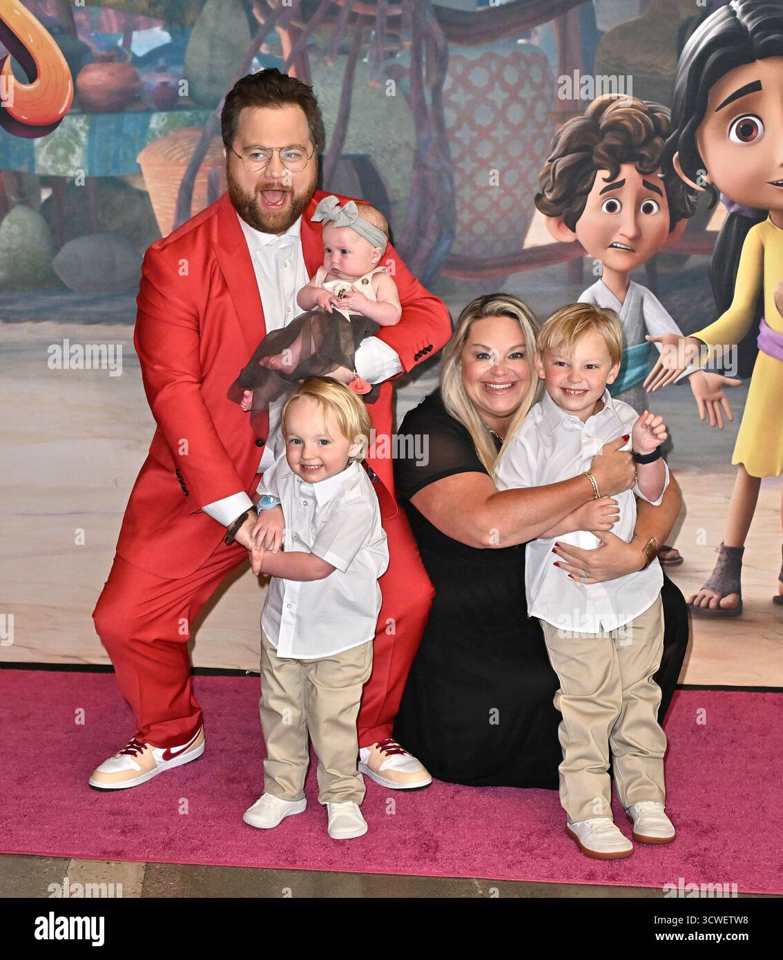 Culver City, USA. 11th Oct, 2025. Paul Walter Hauser, Amy Elizabeth ...