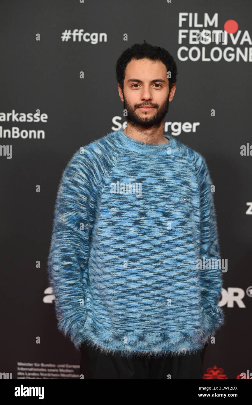 Schauspieler Mehdi Meskar kommt zum Screening des Films Hysteria im ...