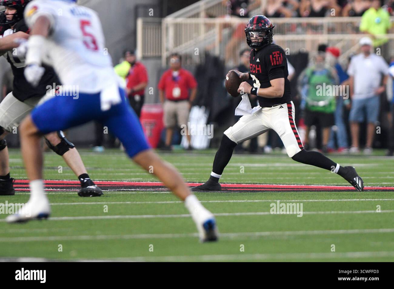 Texas Tech quarterback Behren Morton (2) prepares to throw the ball ...
