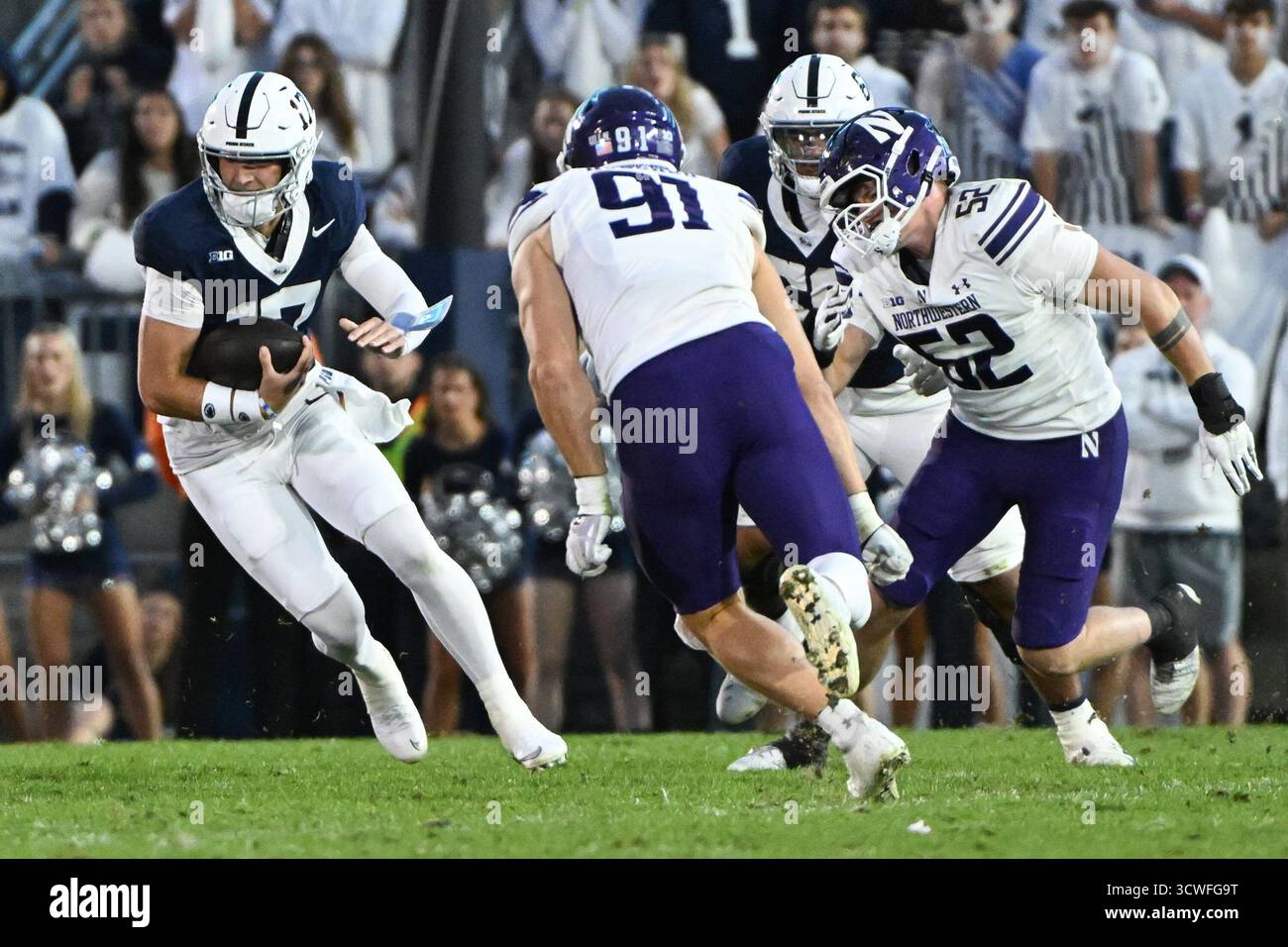 Penn State quarterback Ethan Grunkemeyer (17) looks to elude ...