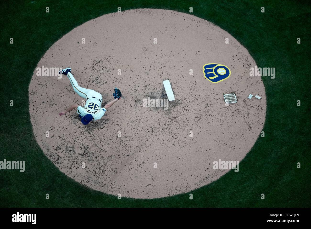 Milwaukee Brewers' Jacob Misiorowski throws during the fourth inning of ...