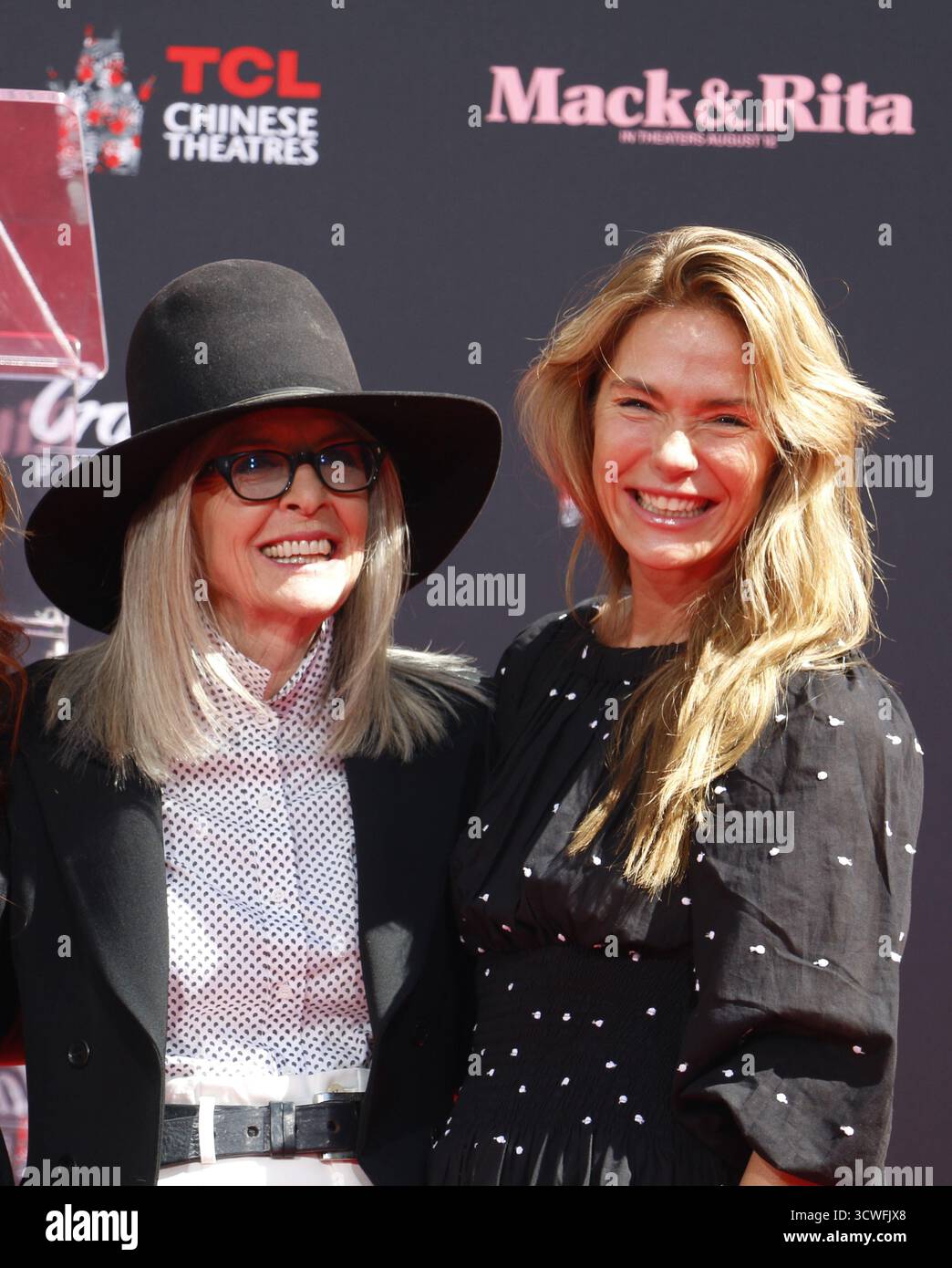 Diane Keaton at Diane Keaton Hand- and Footprint Ceremony held at the ...