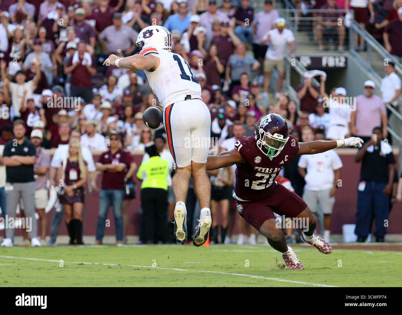 Texas A&M linebacker Taurean York (21) sacks Auburn quarterback Jackson ...