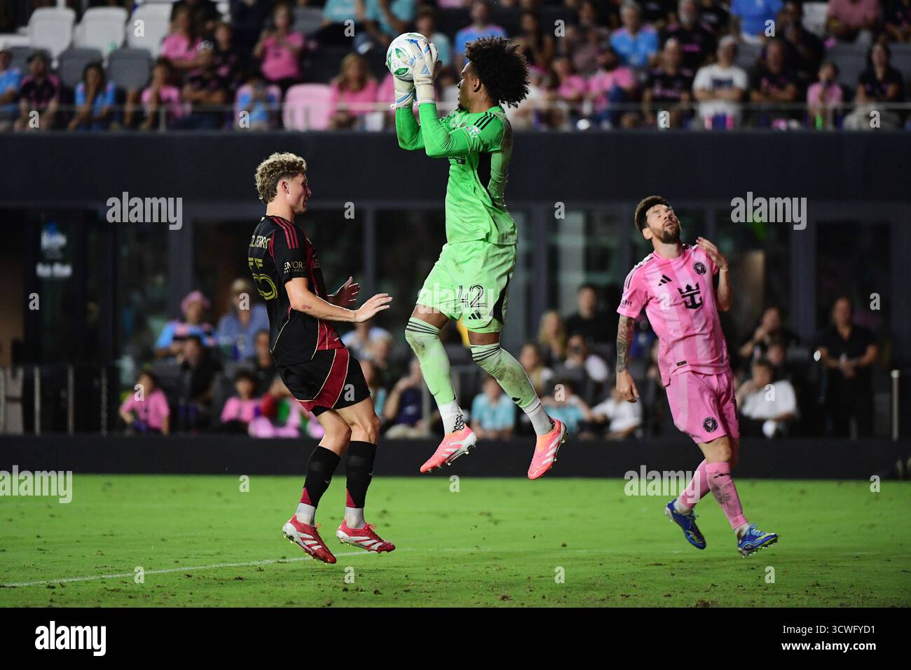 Fort Lauderdale, USA. 11th Oct, 2025. Atlanta United FC goalkeeper ...