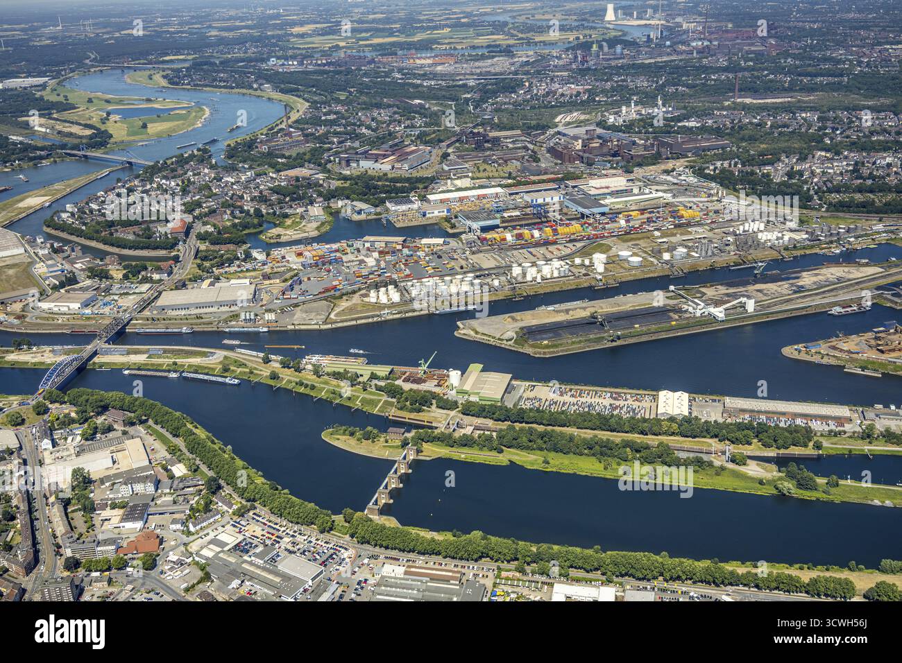 Aerial view, Nordhafen, Ruhrort, marshalling yard Duisburg-Ruhrort port ...
