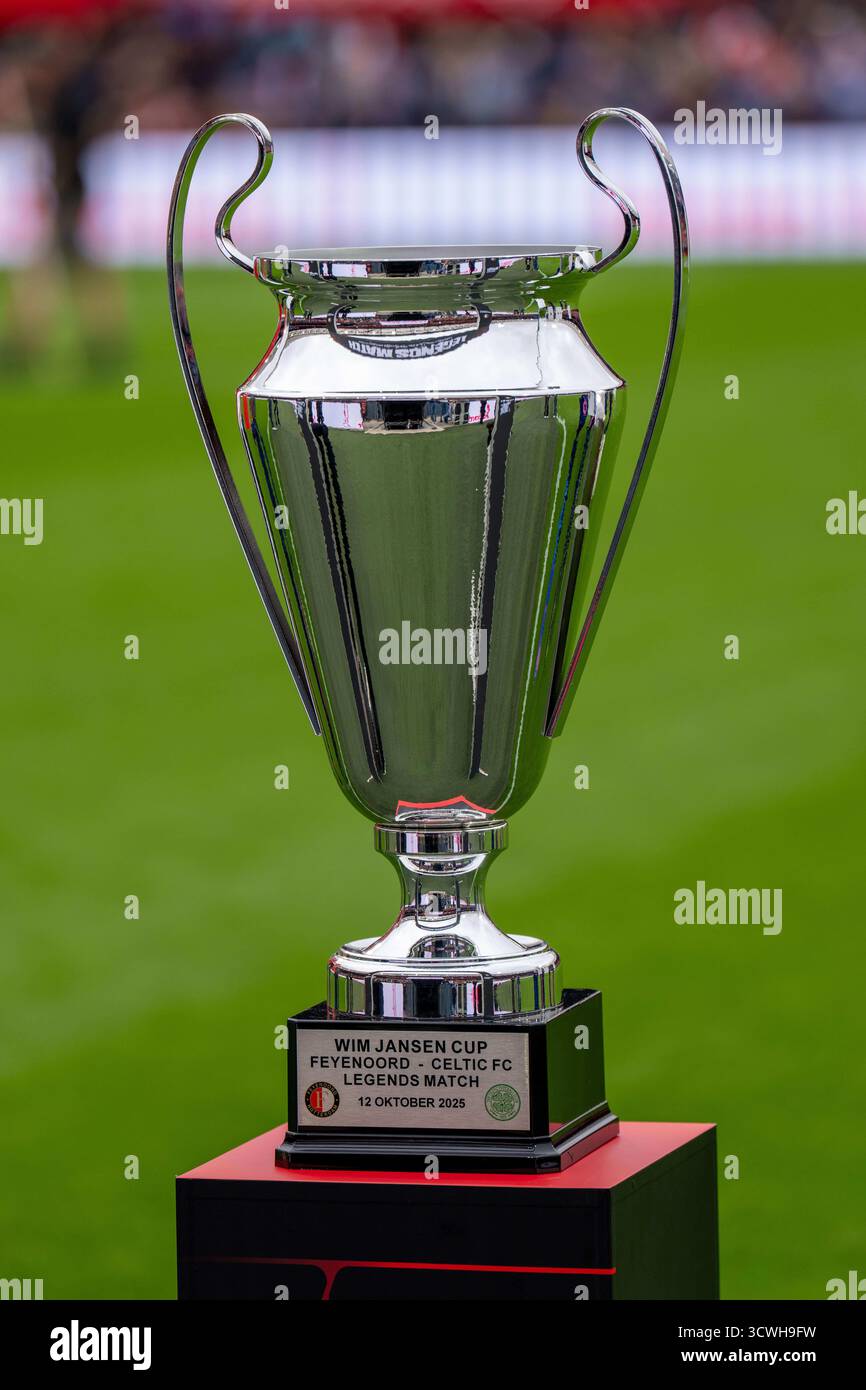 Feyenoord legends celtic legends hi-res stock photography and images ...