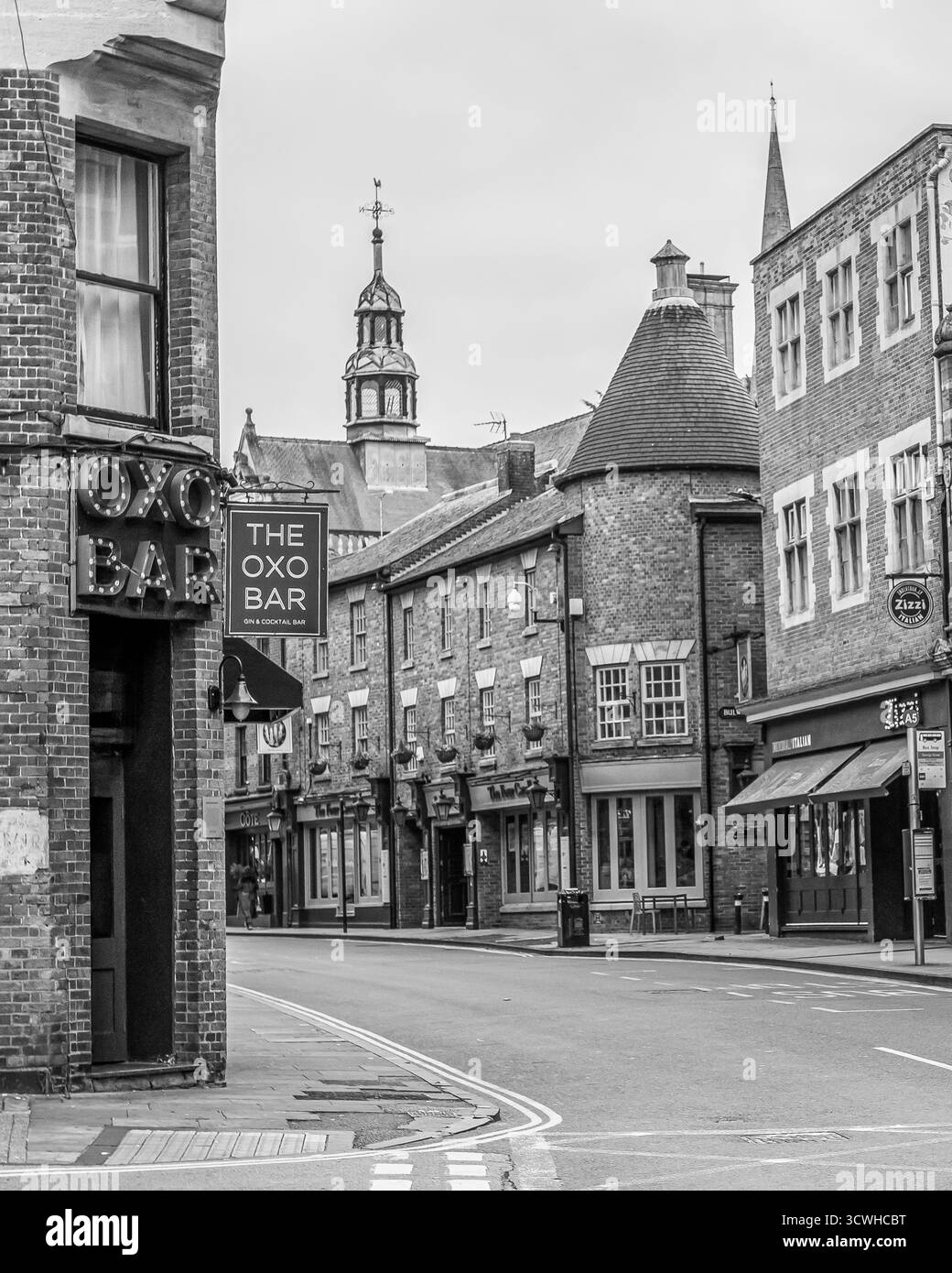 Eating on the street Black and White Stock Photos & Images - Alamy