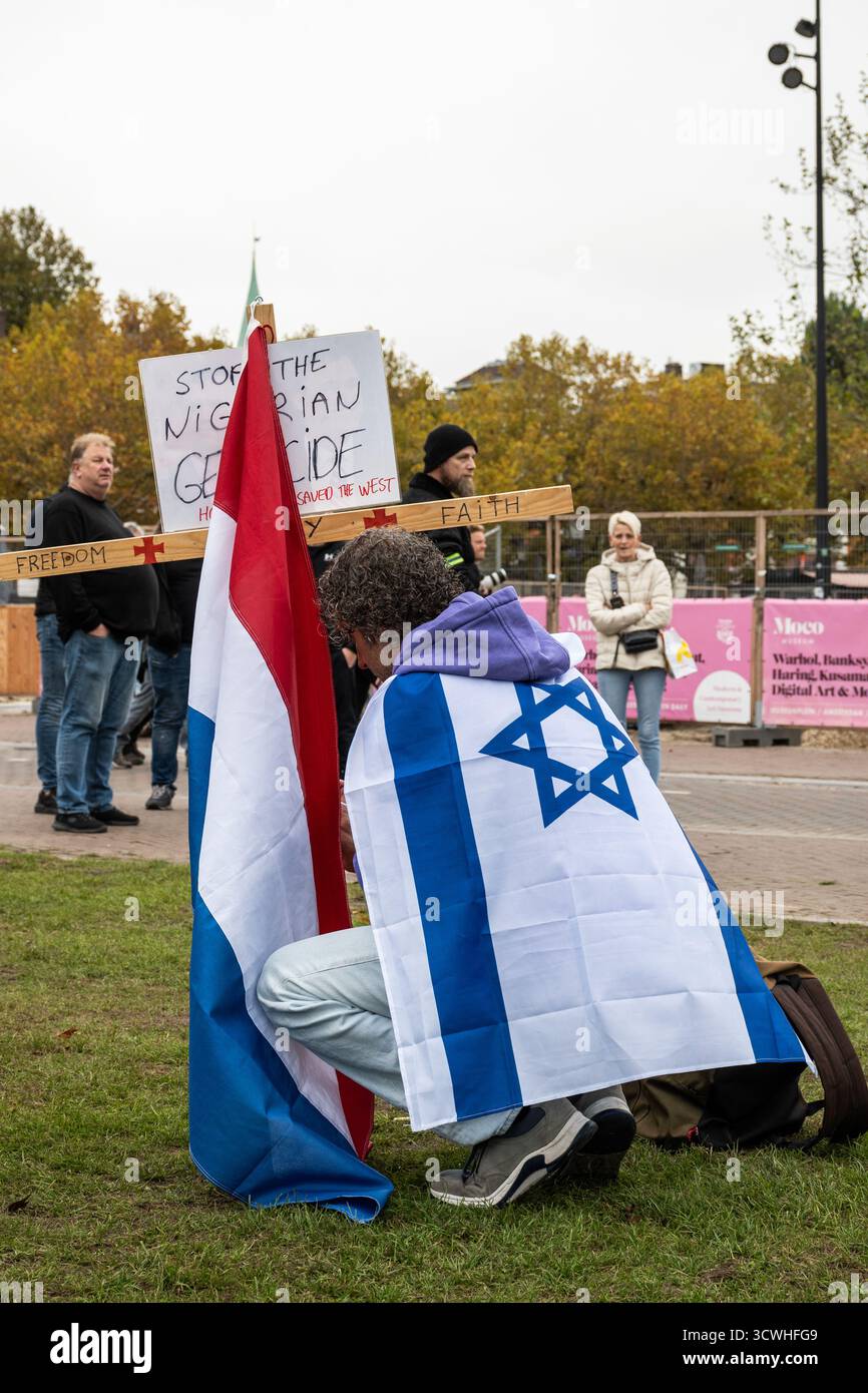 Amsterdam, the Netherlands 12.10.25 right wing national protest ...