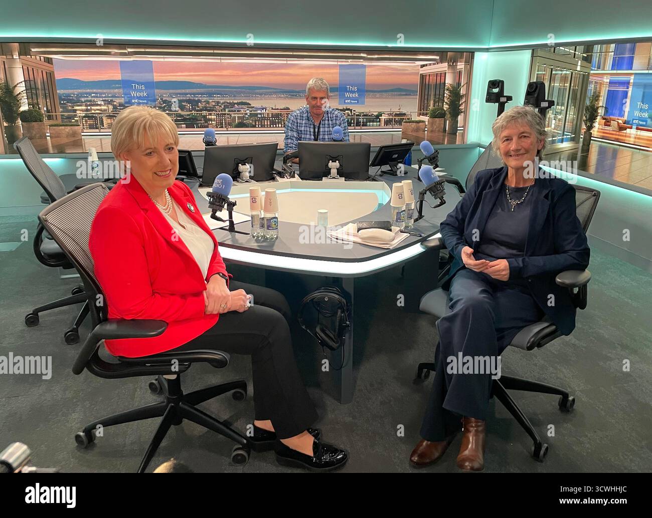 Irish presidential candidates Heather Humphreys (left) and Catherine ...