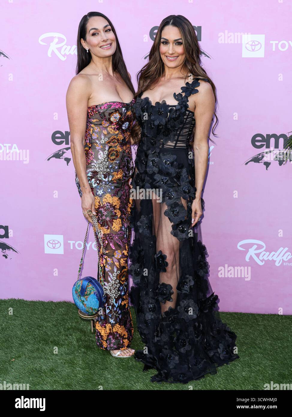 STUDIO CITY, LOS ANGELES, CALIFORNIA, USA - OCTOBER 11: American media ...