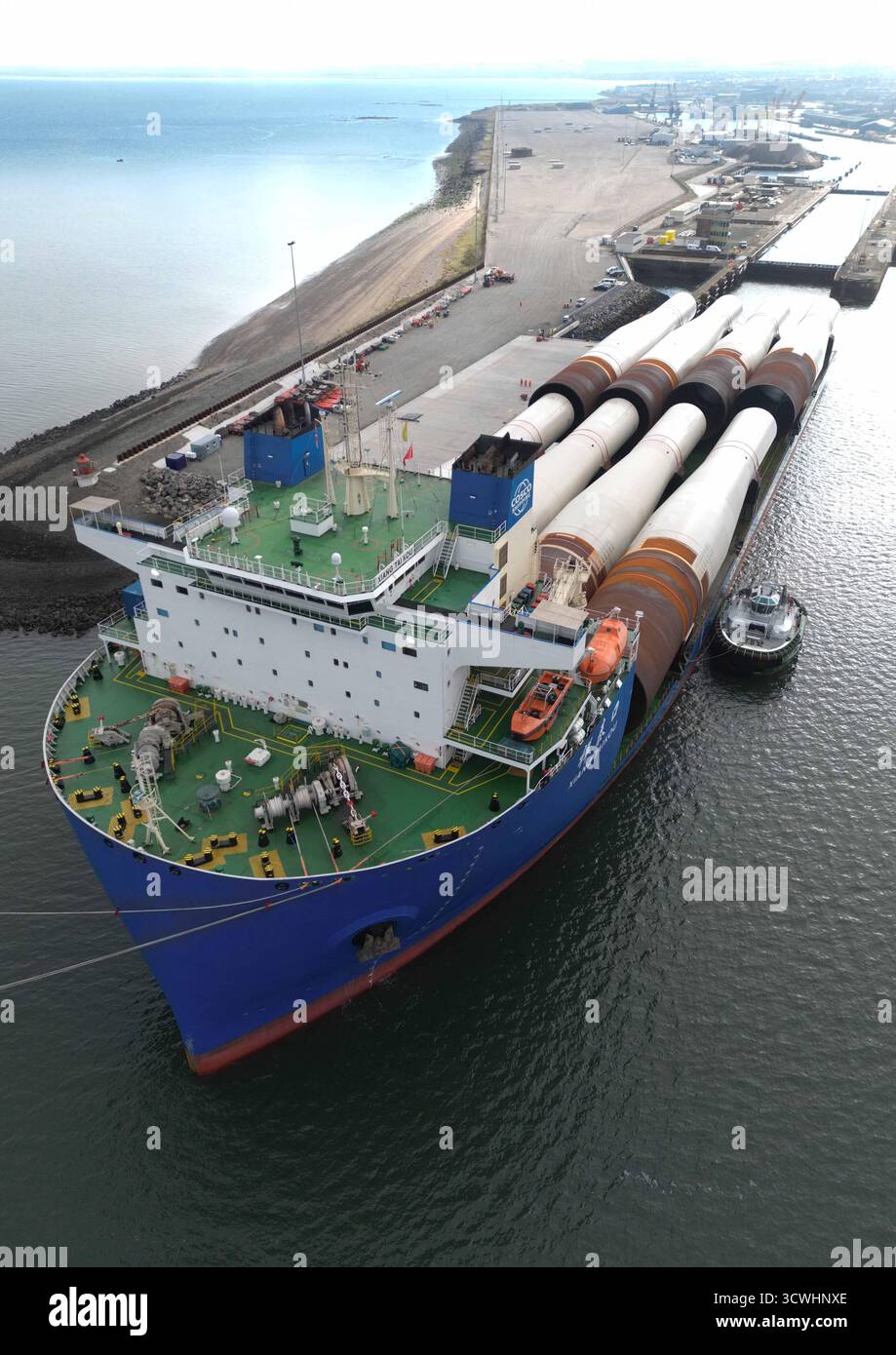 UK: Mv Xiang Tai Kou, Edinburgh, 12 October 2025 UK: Mv Xiang Tai Kou ...