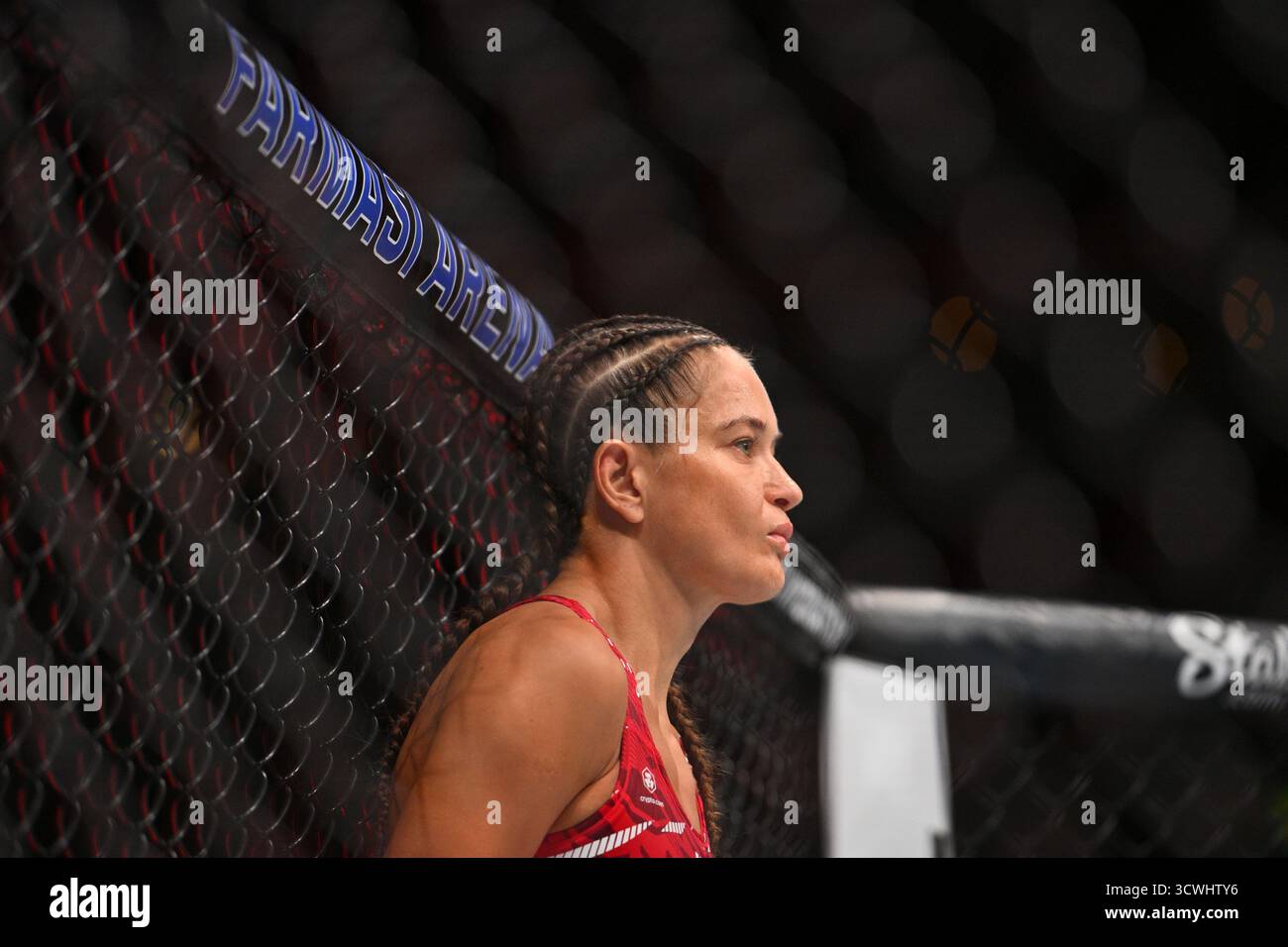 RIO DE JANEIRO, BRAZIL - OCTOBER 11: Julia Polastri fights Karolina ...