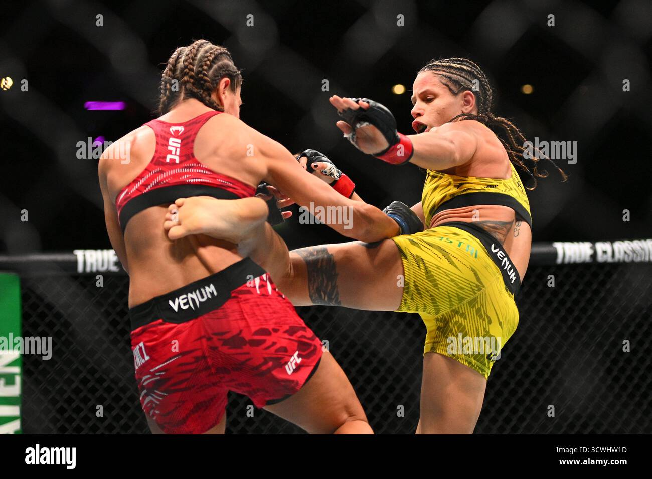RIO DE JANEIRO, BRAZIL - OCTOBER 11: Julia Polastri fights Karolina ...