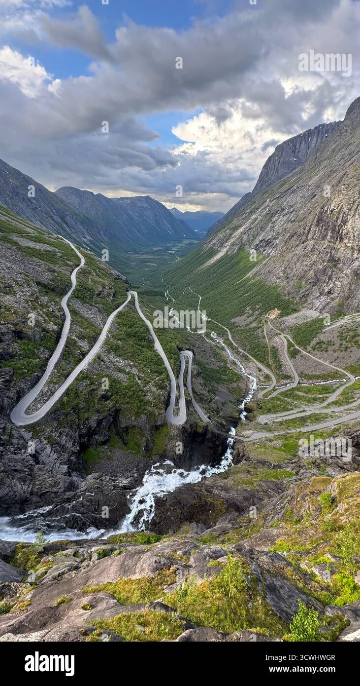 Iconic views of steep mountains hi-res stock photography and images - Alamy