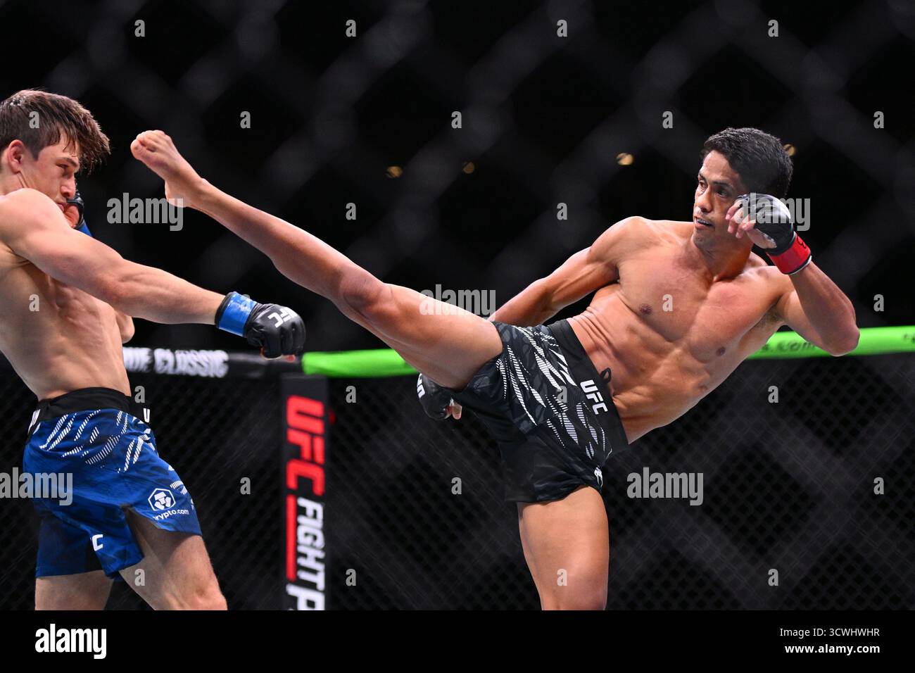 RIO DE JANEIRO, BRAZIL - OCTOBER 11: Jafel Filho fights Clayton ...