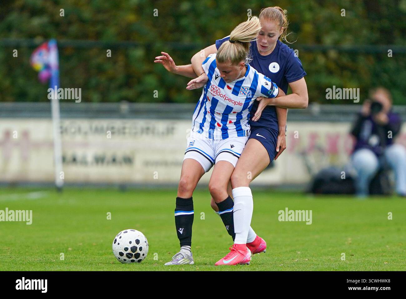 HEERENVEEN, NETHERLANDS - OCTOBER 12: Eef Kerkhof of sc Heerenveen ...