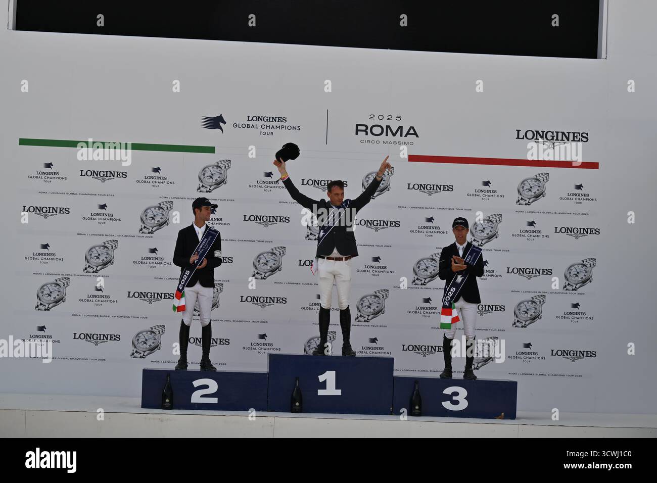 12 october 2025 italy hi-res stock photography and images - Alamy