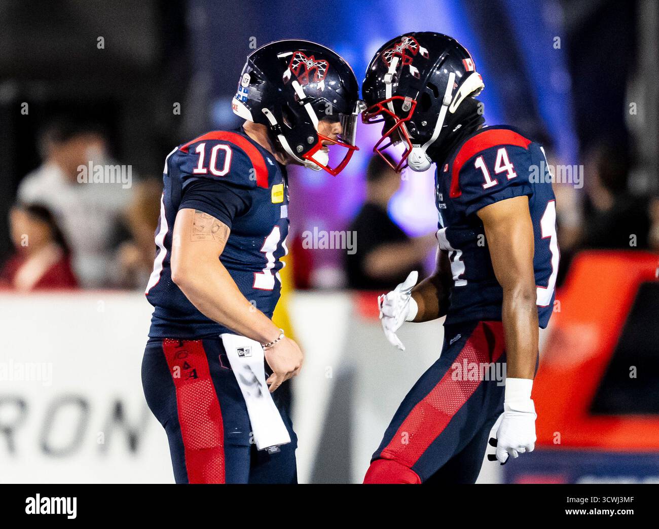 Comme sur cette photo dans le match face aux Stampeders de Calgary, le ...