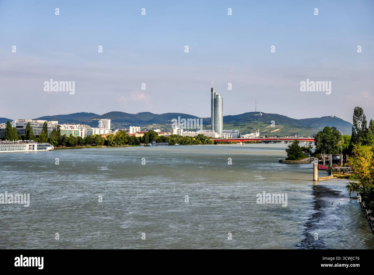 Millennium Tower on the Danube at Handelskai, a landmark office ...