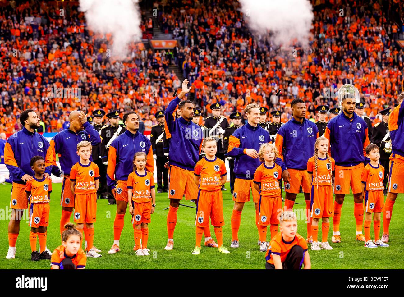 Amsterdam - Memphis Depay of The Netherlands, Donyell Malen of The ...