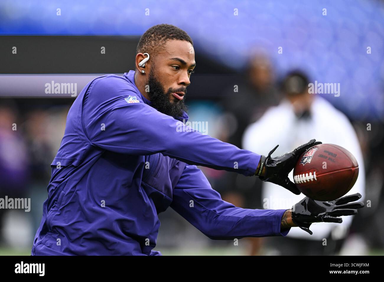 Baltimore Ravens wide receiver Rashod Bateman works out during pre-game ...