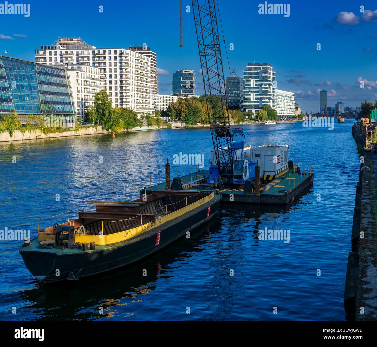 Industrial barge workboat crane hi-res stock photography and images - Alamy