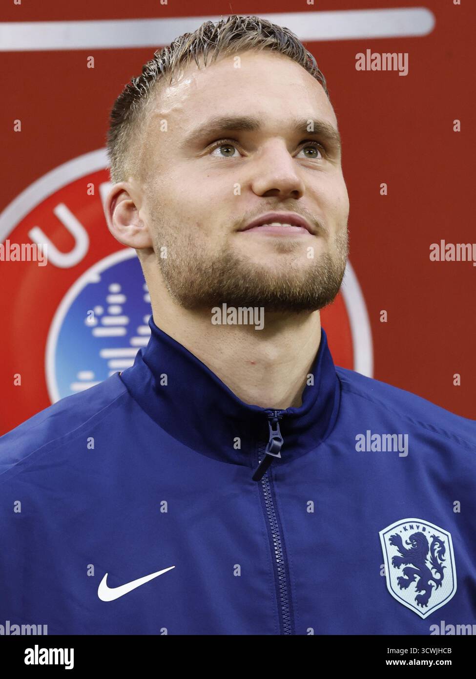 AMSTERDAM - Holland goalkeeper Bart Verbruggen at the Johan Cruijff ...