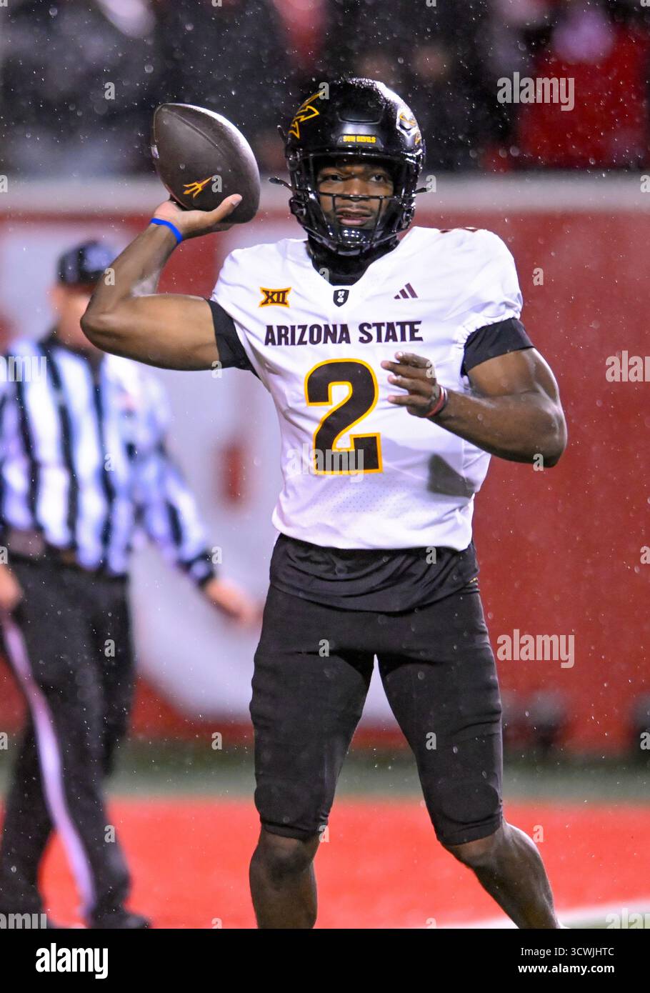 SALT LAKE CITY, UT - OCTOBER 11: Arizona State Sun Devils quarterback ...