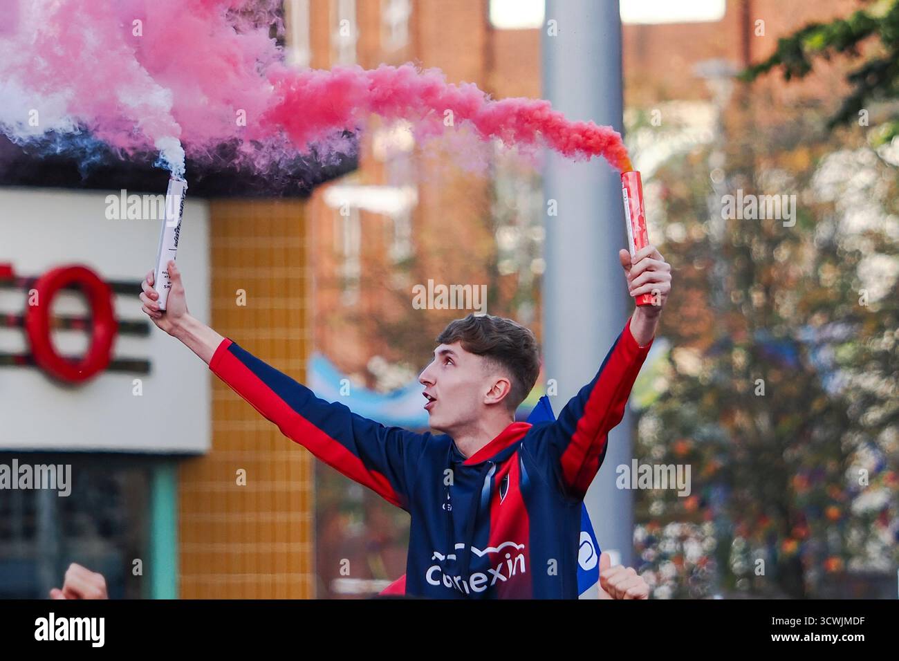 Hull, United Kingdom . 12 October, 2025. Pictured left to right ...
