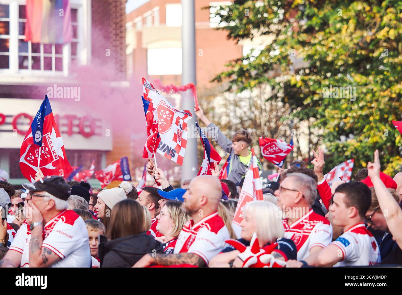 Hull, United Kingdom . 12 October, 2025. Pictured left to right ...
