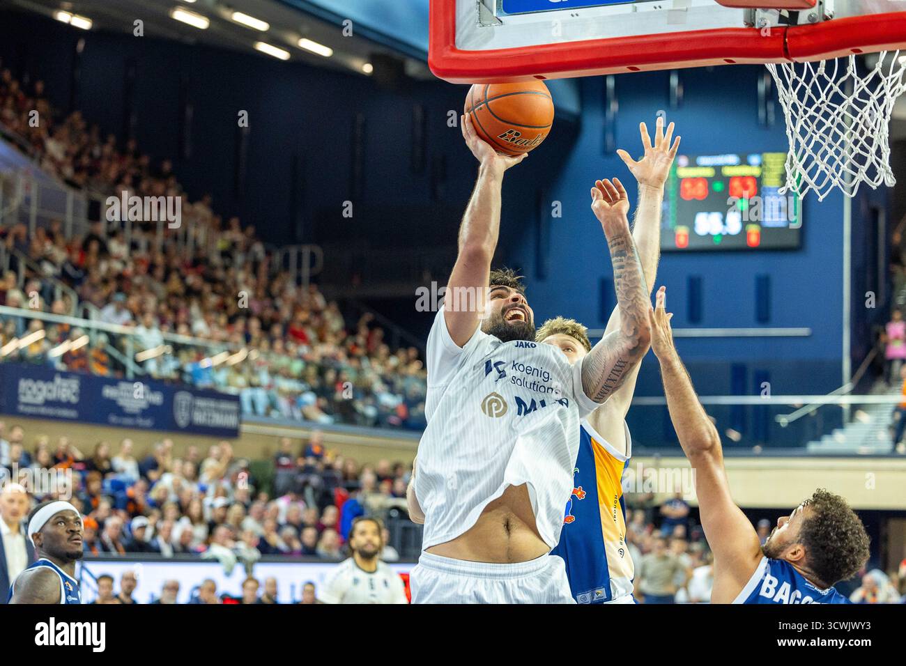 4 feb 2026 hi-res stock photography and images - Alamy