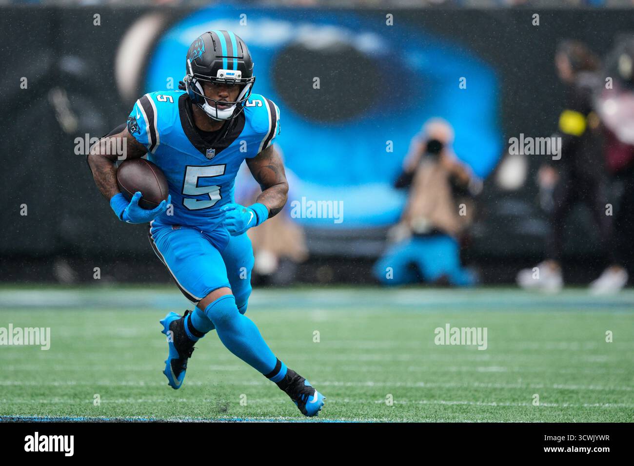 Carolina Panthers running back Rico Dowdle runs the ball against the ...
